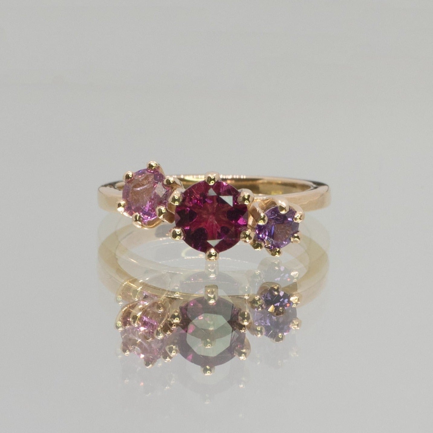Une - Rhodolite Garnet and Pink Sapphire Triad Ring – Comune Gallery